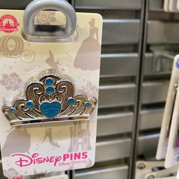 Disney | Accessories | 223 Disney Parks Princess Tiara Crown Cinderella ...